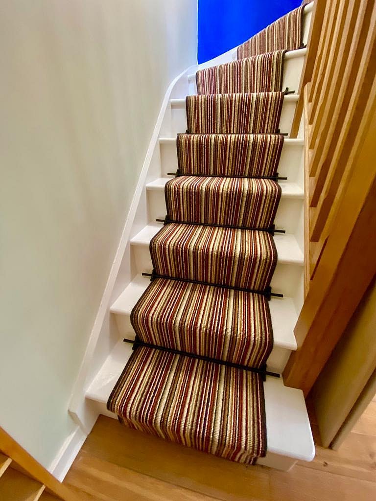 Quarter turn staircase - Hertfordshire - DAB Stairs